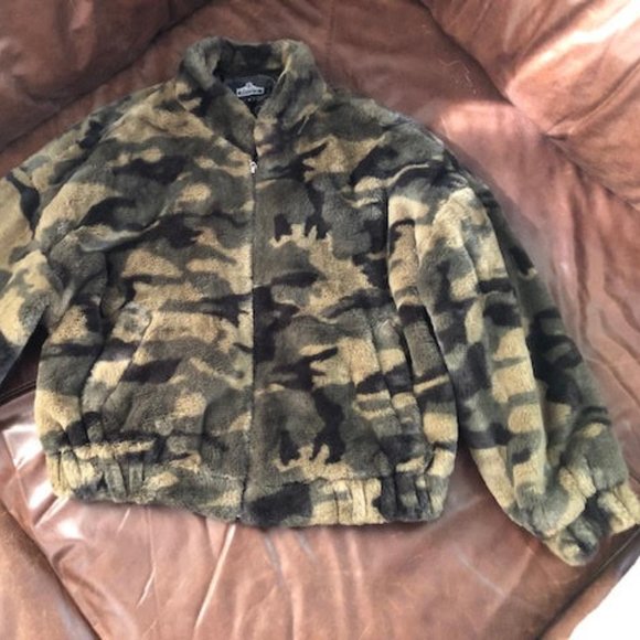 Angie | Jackets & Coats | Beautiful Camo Angie Jacket New | Poshmark